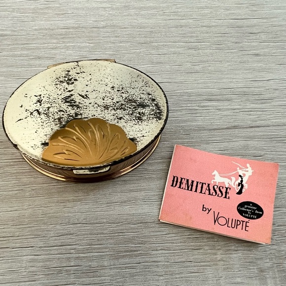 Mes Demoiselles | Accessories | Volupte Demitasse Powder Compact 94s ...